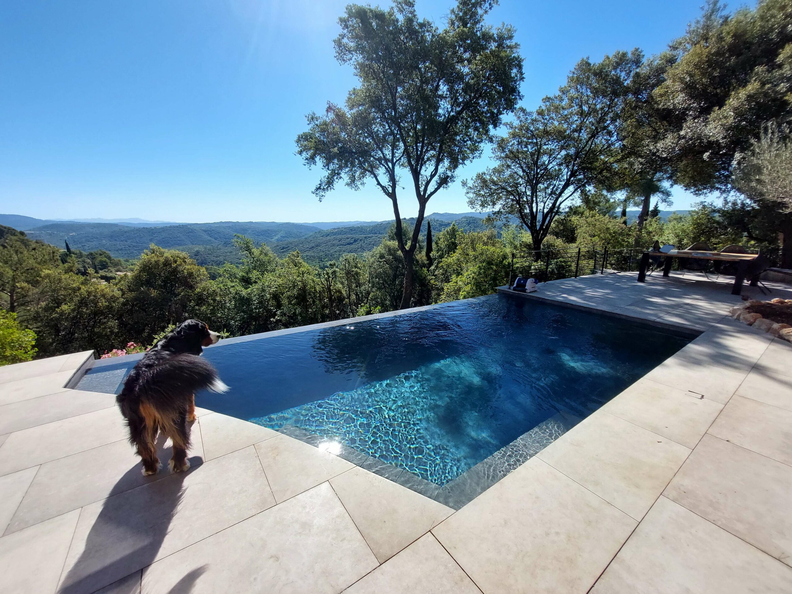 Les Piscines du Var | Construction, Rénovation et Paysages